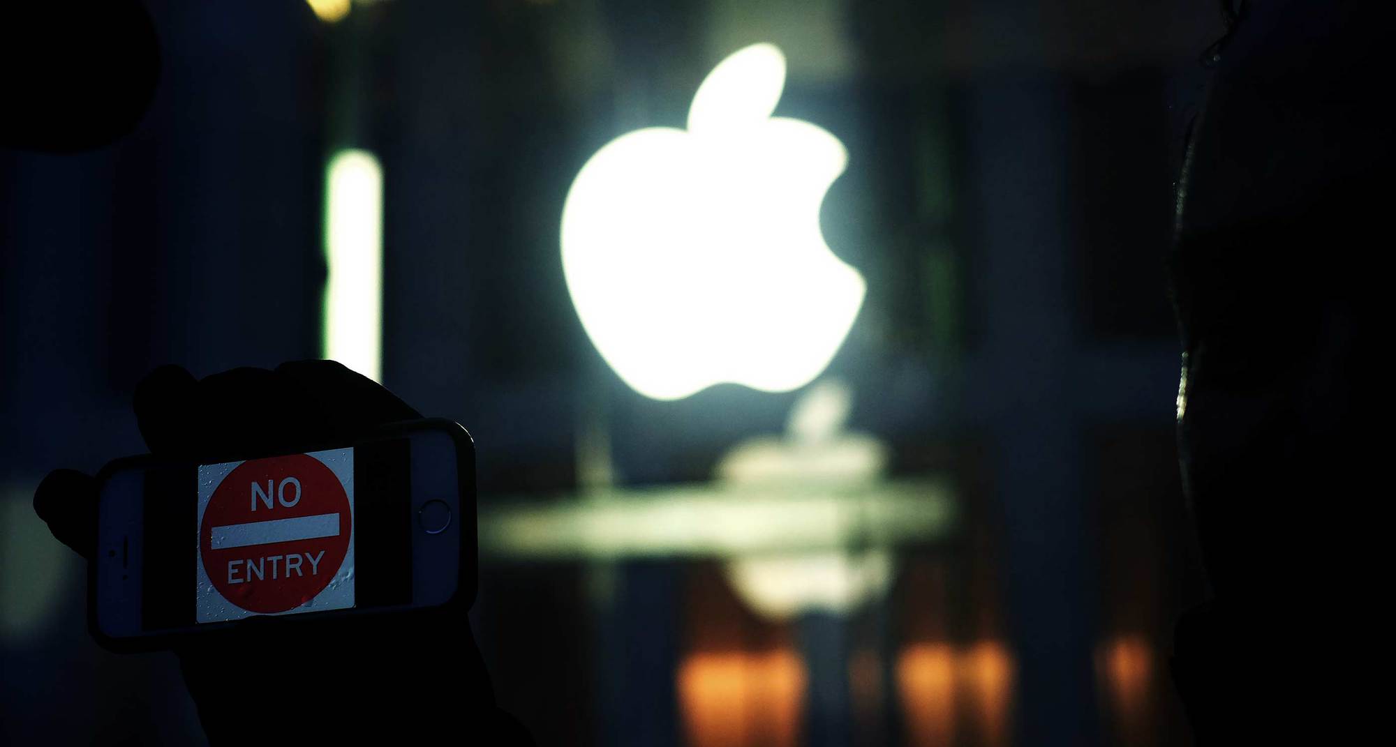 Why is Apple confusing the difference between hacking and encryption ...